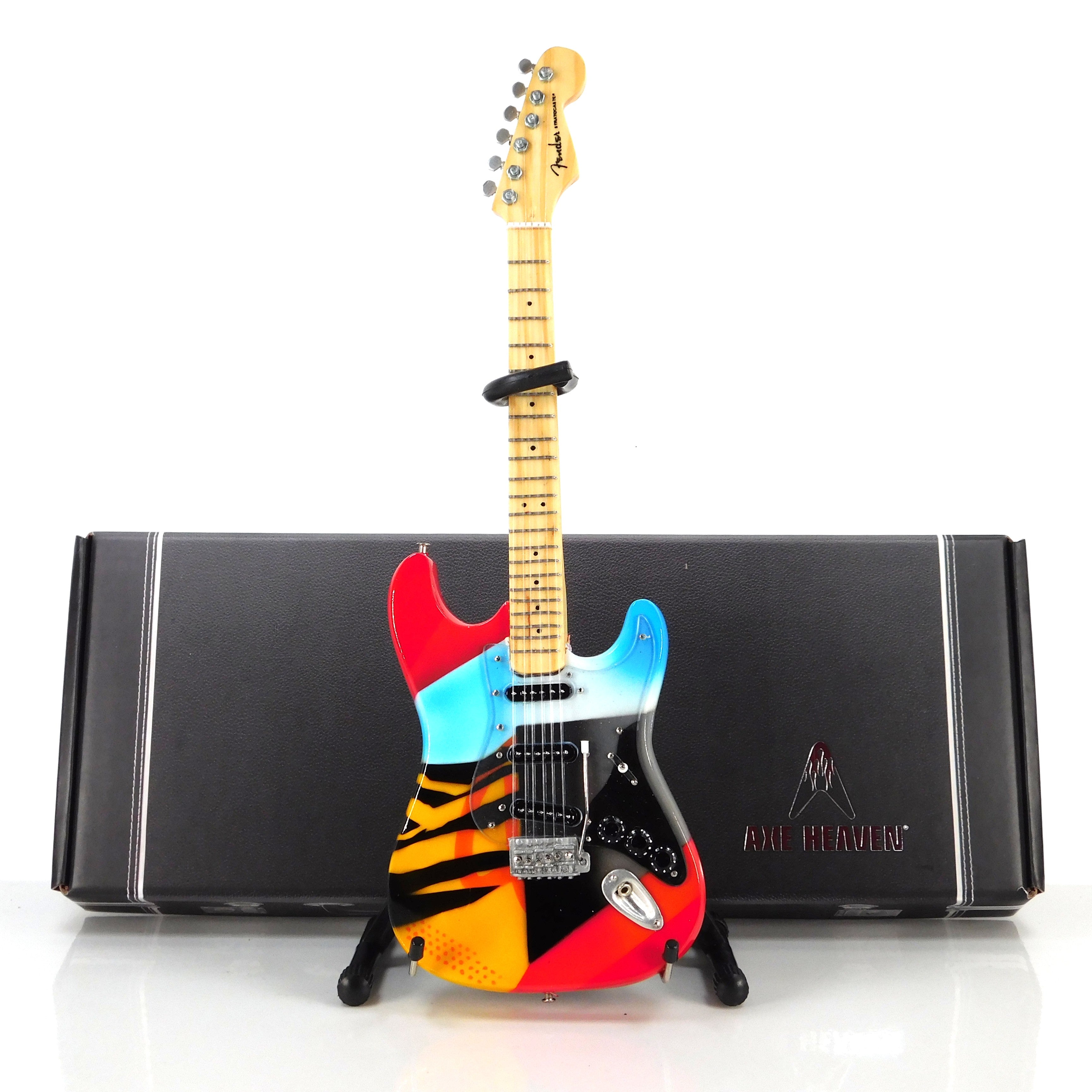 Axe Heaven Eric Clapton Crashocaster Fender Stratocaster Miniature Gui