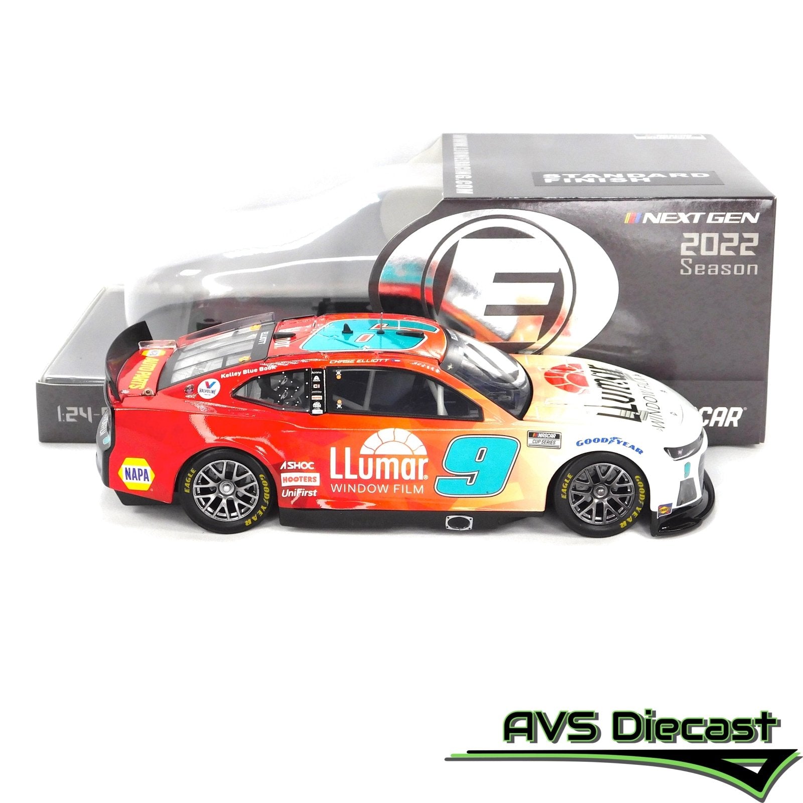 Chase Elliott 2022 LLumar Window Film Elite 1:24 Nascar Diecast